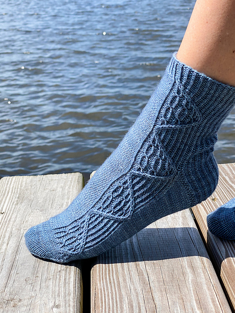 Ravelry: Shoreline Socks pattern by Tracie Millar