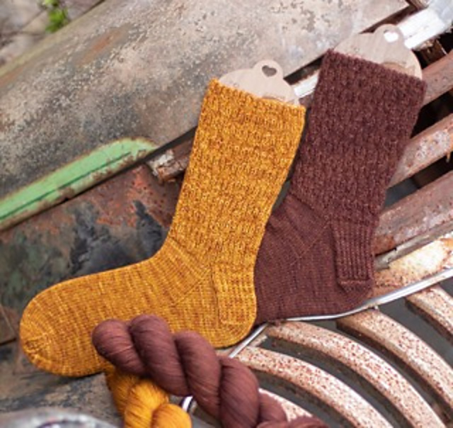Ravelry: Lumpy Socks pattern by Melissa Kemmerer