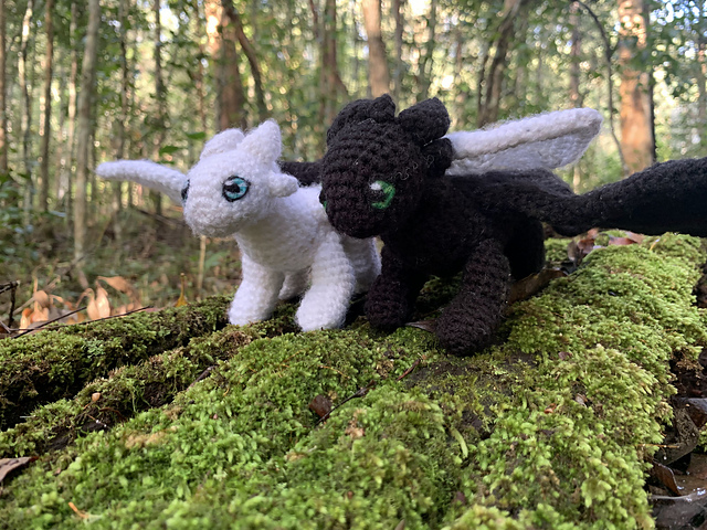 Ravelry: Night and Light dragon fury pattern by Lucia Venturi