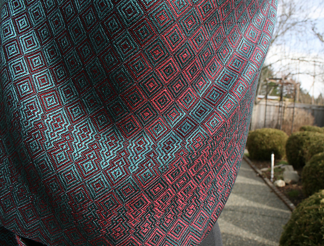 Ravelry: Weever's Ruby Glow Shawl