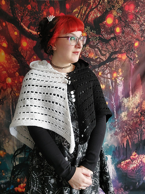 Ravelry: Woodland wanderer cloak pattern by Alyson