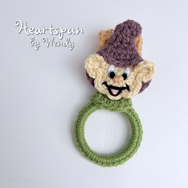 Ravelry: Jolly Dwarf Towel Holder Ring pattern by Wendy Connor