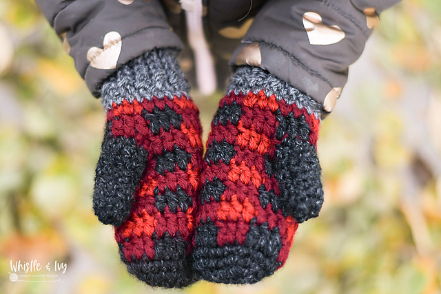 Ravelry: Plaid Mittens pattern by Bethany Dearden
