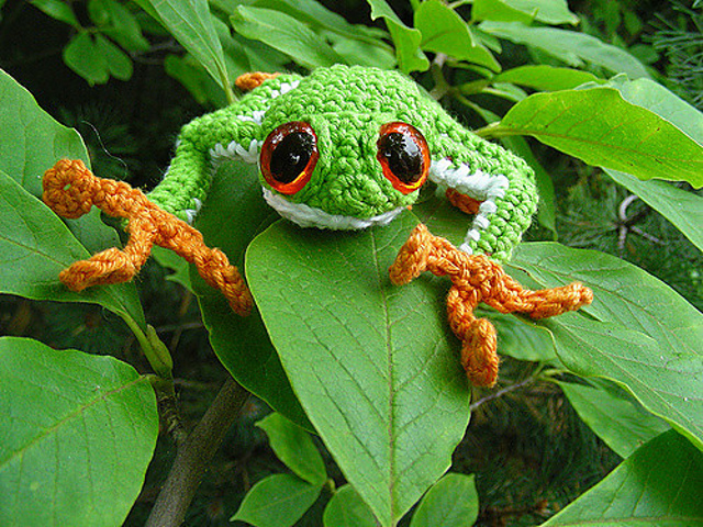 Ravelry: Tree Frog pattern by Brigitte Read