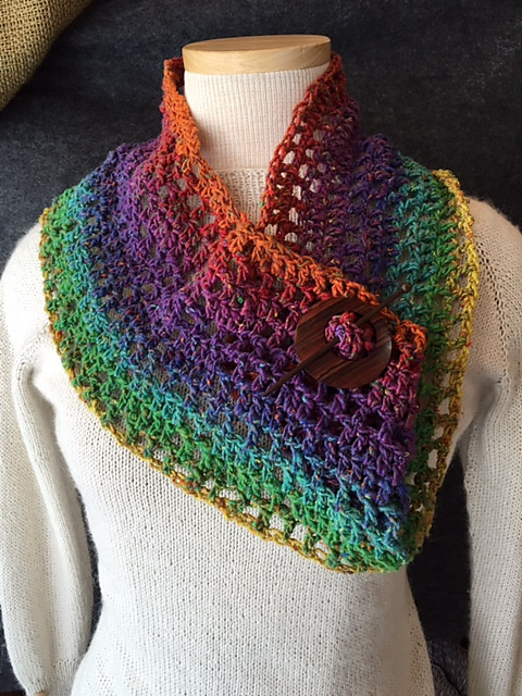 Ravelry: Block Lace Cowl pattern by Wildfiber Studio