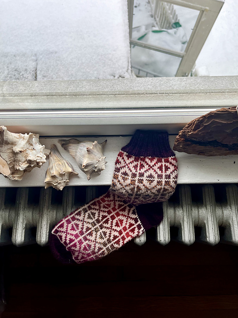 Ravelry: Magic Molly Socks pattern by Cristyn Filla