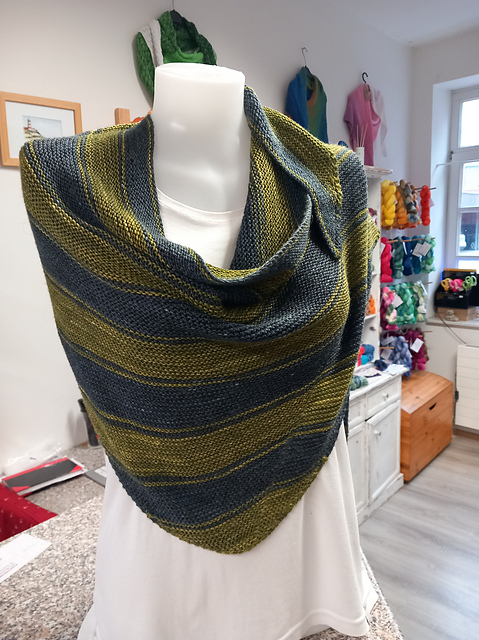 Ravelry: Teetied pattern by Sylvia Willms