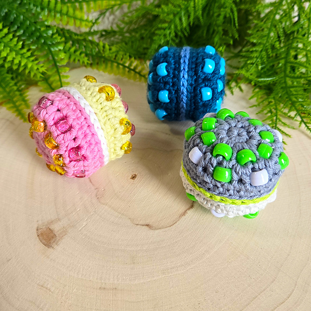 Ravelry: Beaded Fidget Shaker pattern by Emily Nigro