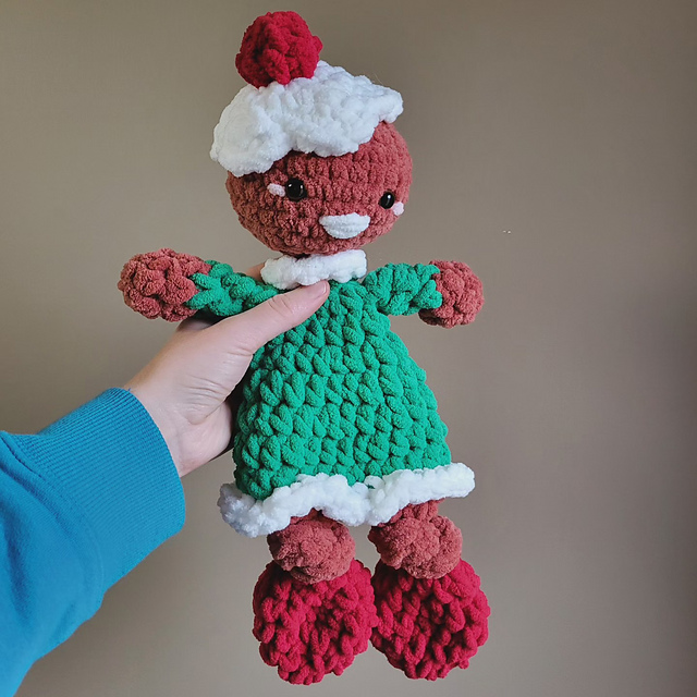Ravelry: Gigi the Gingerbread Girl pattern by Emily Nigro