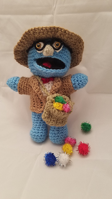 Ravelry: "The Professor" pattern by Willow Kilbarger