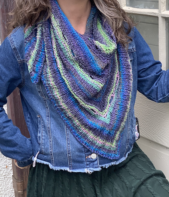 Ravelry: Light and Shadows pattern by Winterberry Studio