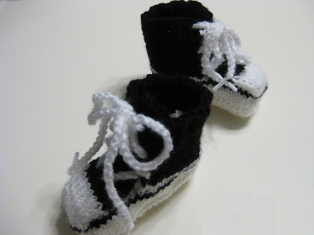 Ravelry: Baby Chucks pattern by Laura Helton