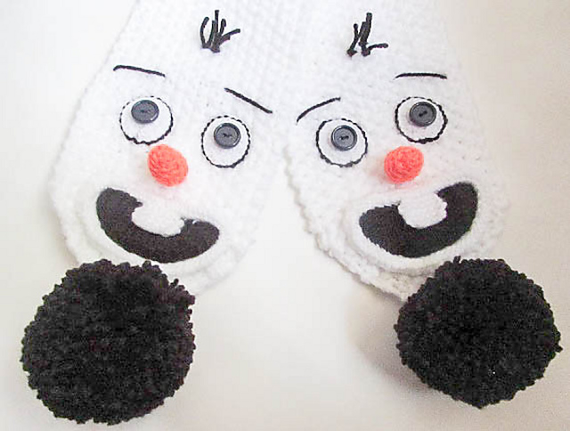 Ravelry: Olaf Frozen Snowman Scarf Knit pattern by Wistfully Woolen