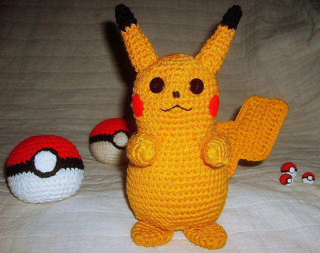Ravelry: PIKACHU PLUSHIE PATTERN pattern by Linda Potts