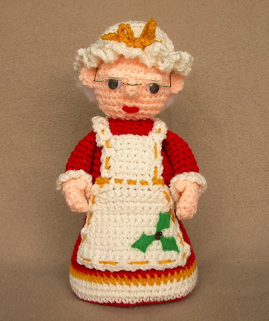Ravelry: Mrs. Claus pattern by Linda Potts
