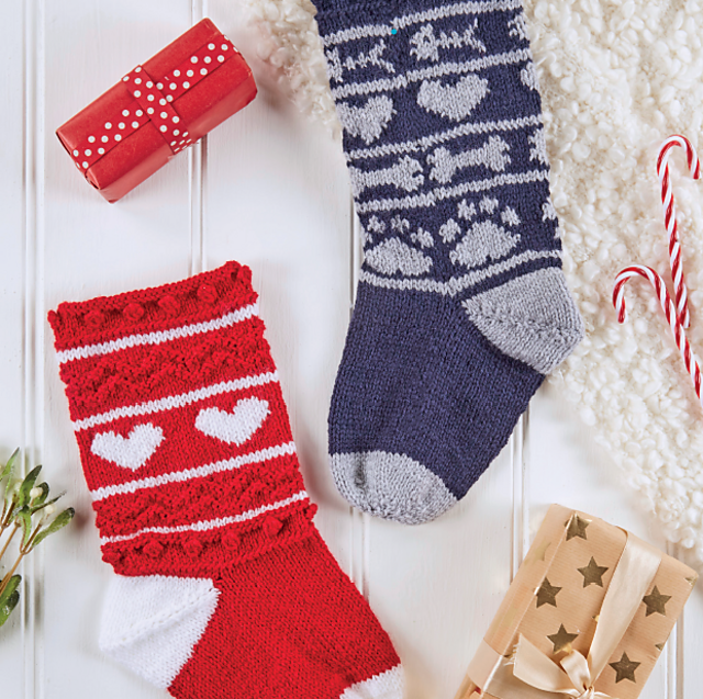 Ravelry: Christmastide Stockings - 7046 pattern by Yarnsmiths