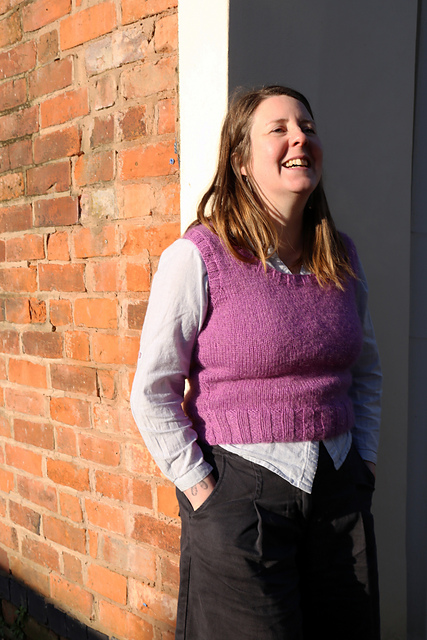 Ravelry: Mellow Vest - 7204 pattern by Yarnsmiths