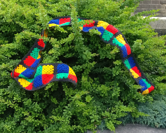 Ravelry: All Ways Round pattern by Woolly Thoughts