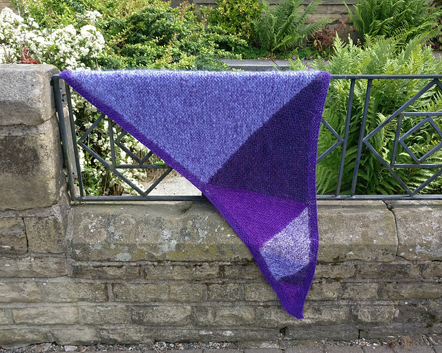 Ravelry: Back to Square One pattern by Woolly Thoughts