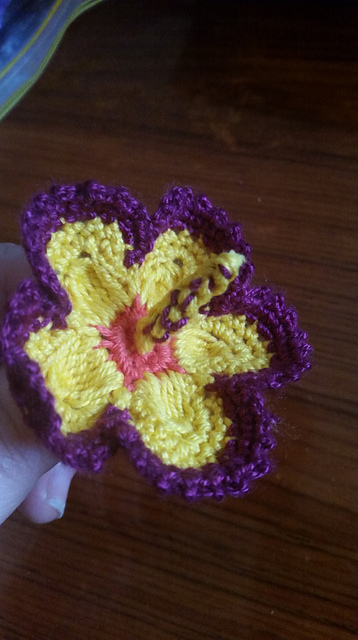 Ravelry: Hibiscus Flower pattern by Heidi Cooper