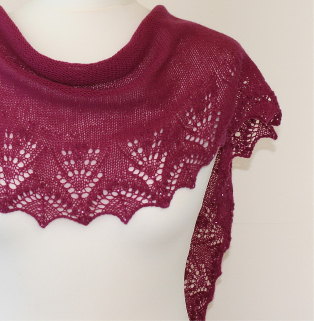 Ravelry: Silvia by the sea pattern by Sue Howarth