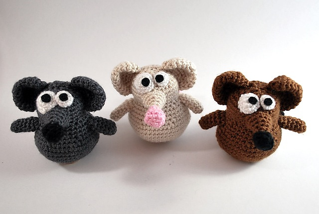 Ravelry: Oddball Mice pattern by Kim Lapsley