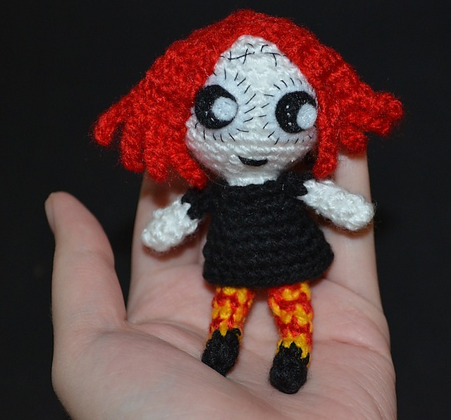 Ravelry: Ruby Gloom pattern by Kim Lapsley