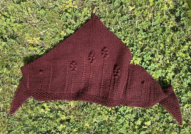 Ravelry: Bere pattern by Brogan Murray