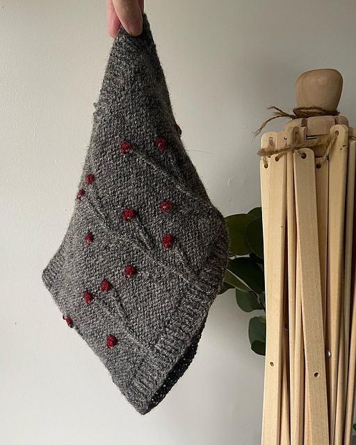 Ravelry: Cuileann Cowl pattern by Brogan Murray