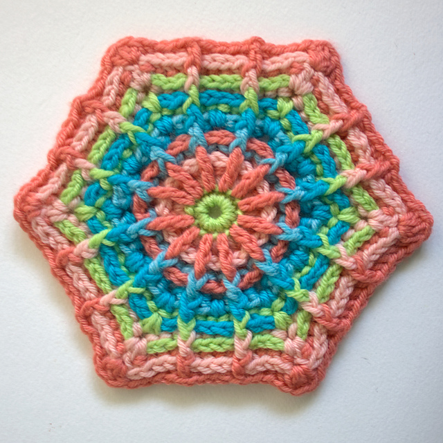 Ravelry: Ridged Spokes pattern by Leonie Morgan