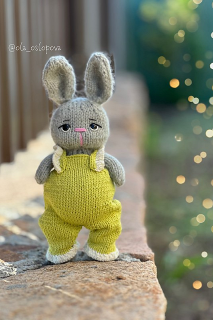 Ravelry: Knit Little Bunny pattern by Ola Oslopova