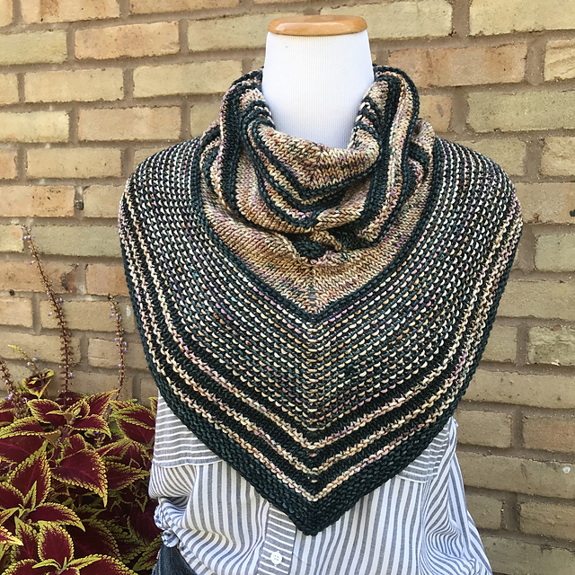 Ravelry: Capillary Waves Cowl pattern by Woven Art