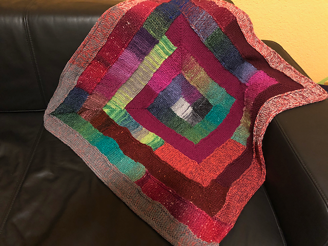 Ravelry: Decke aus Resten pattern by Gisela Hug