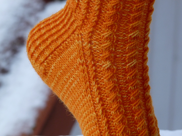 Ravelry: Zug um Zug * Twisted Steps pattern by Saskia Wolff