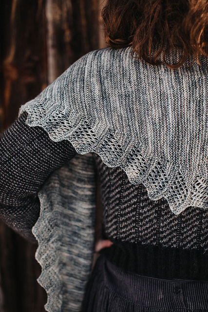Ravelry: Helmi Shawl | Sjalen Helmi pattern by Erika Åberg