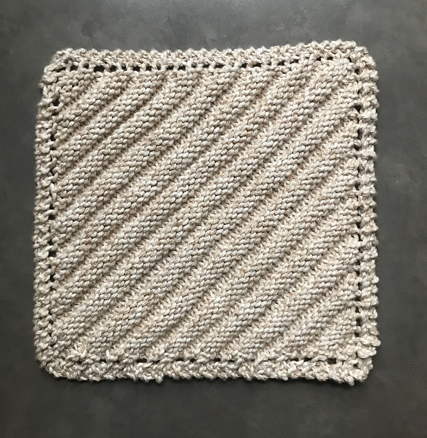 Ravelry: Reverse Rib Washcloth pattern by Wynn Murray