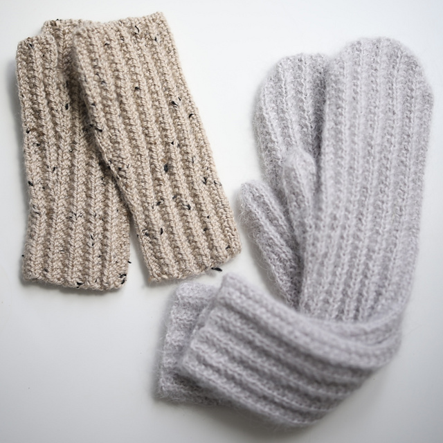 Ravelry: Ray Mittens pattern by Rui Yamamuro