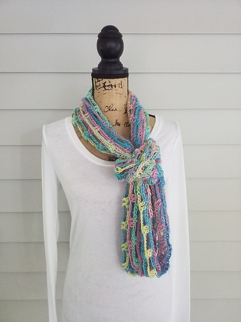 Ravelry: AridayCrochet's Artfully Simple Infinity Scarf