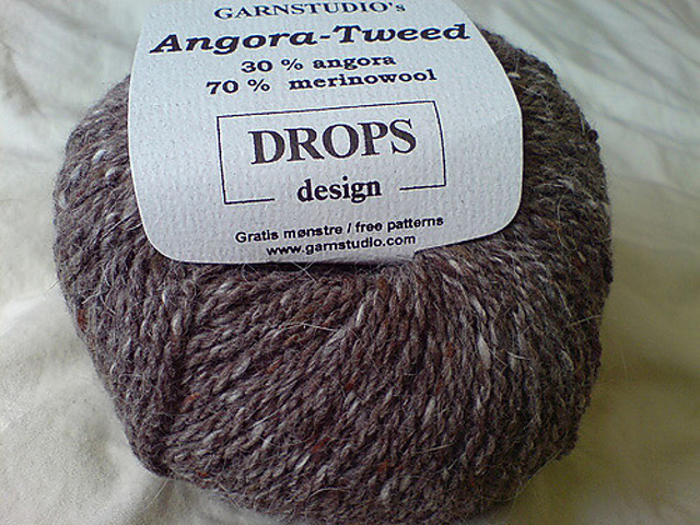 Ravelry: Garnstudio DROPS Angora-Tweed