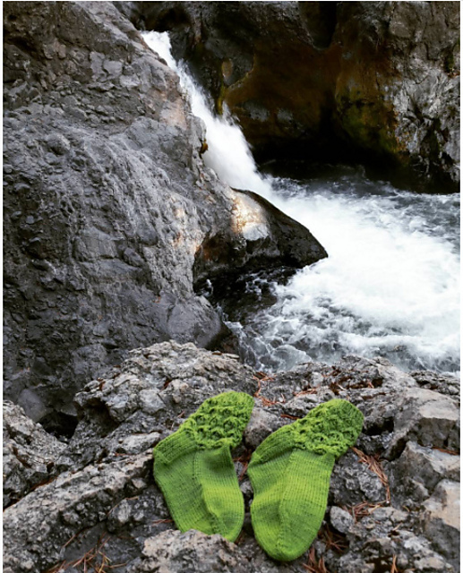 Ravelry: Lithophysa pattern by Heatherly Walker