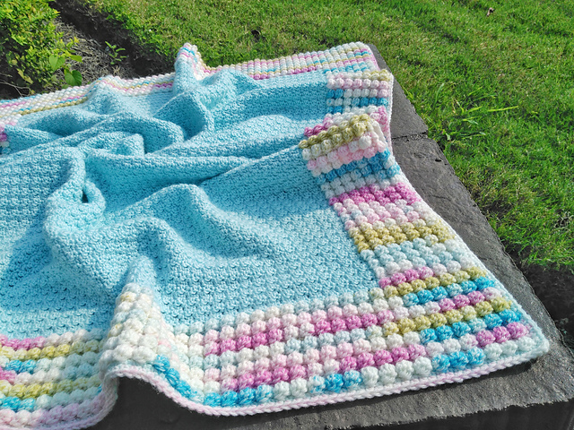 Ravelry: Le Ciel Bleu Blanket pattern by Chantal Barnett