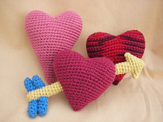 Ravelry: Stuffed Candy Hearts pattern by Deb D'Zio