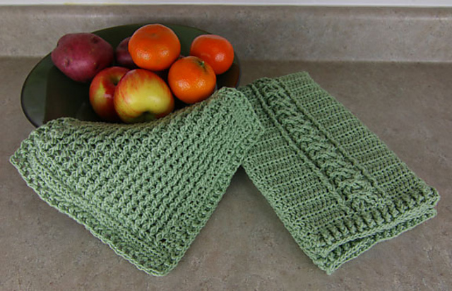Ravelry: Celery Stalks pattern by Yarn Twins