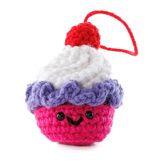Ravelry: Cutie Cupcake pattern by Red Heart Design Team