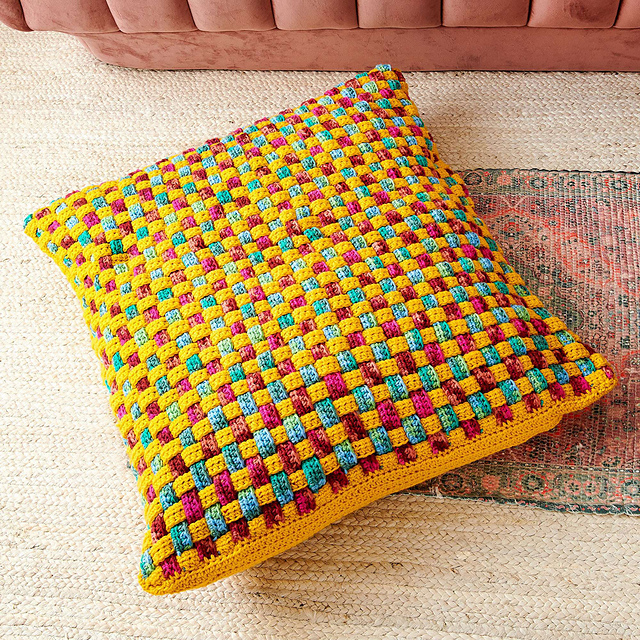 Ravelry: Woven Check Pillow pattern by Yarnspirations Design Studio