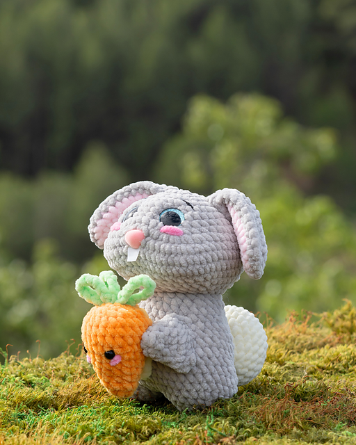 Ravelry: Cheeks the squirrel pattern by Yarntastic Charlie