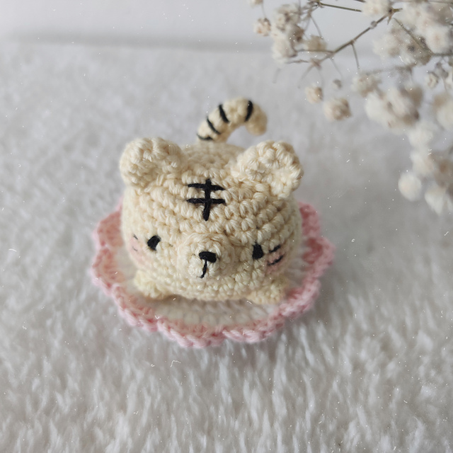 Ravelry: Sakura mochi tiger pattern by Pei Xing van Dijen