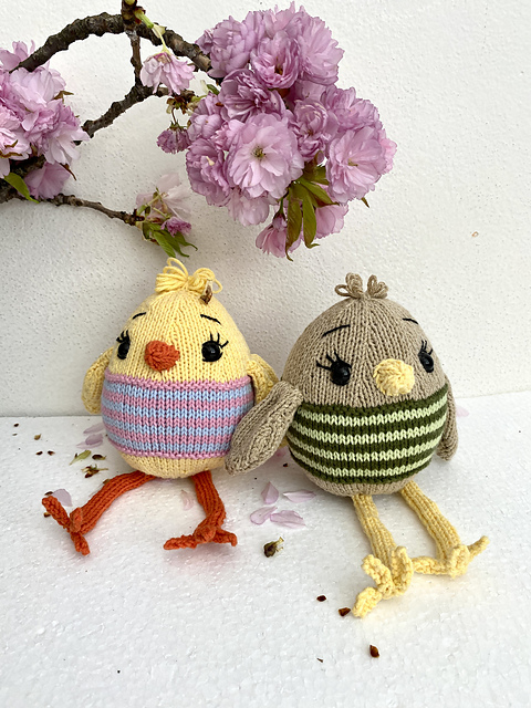 Ravelry: Little bird pattern by Yaya Labs
