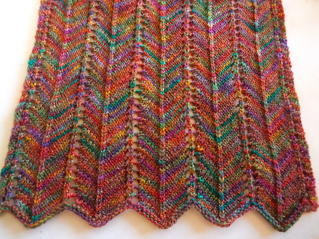 Ravelry: Drapey scarf pattern by Maria Higgs