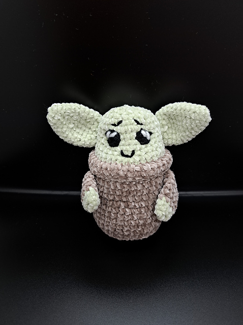Ravelry: Baby Yoda Grogu inspired Alien pattern by Ellie Grace